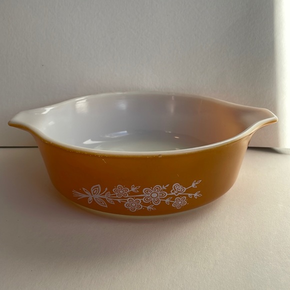 Pyrex | Kitchen | Vintage Pyrex Butterfly Gold | Poshmark
